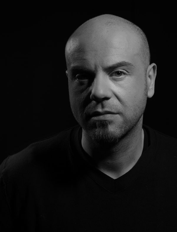 Sebastien San – Planet-e